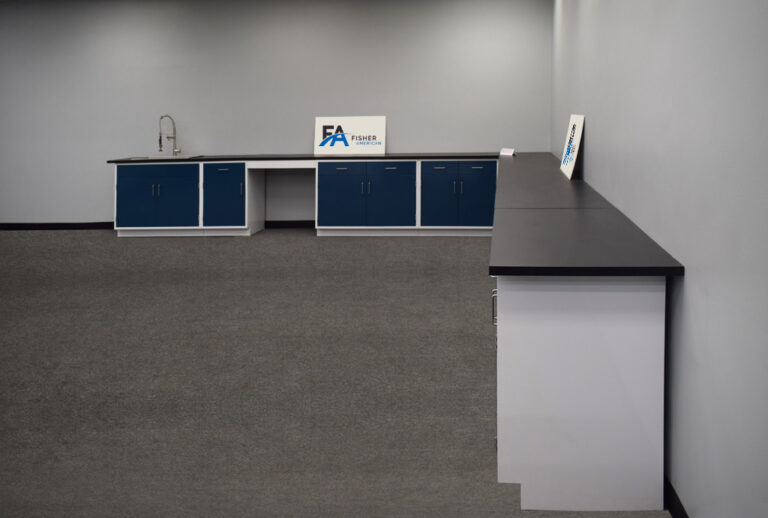 18' x 19' Fisher American Blue L-Shaped Laboratory Cabinets w/ Sink ...